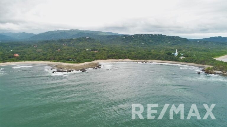 The Perfect Nosara Beach Retreat in La Boca